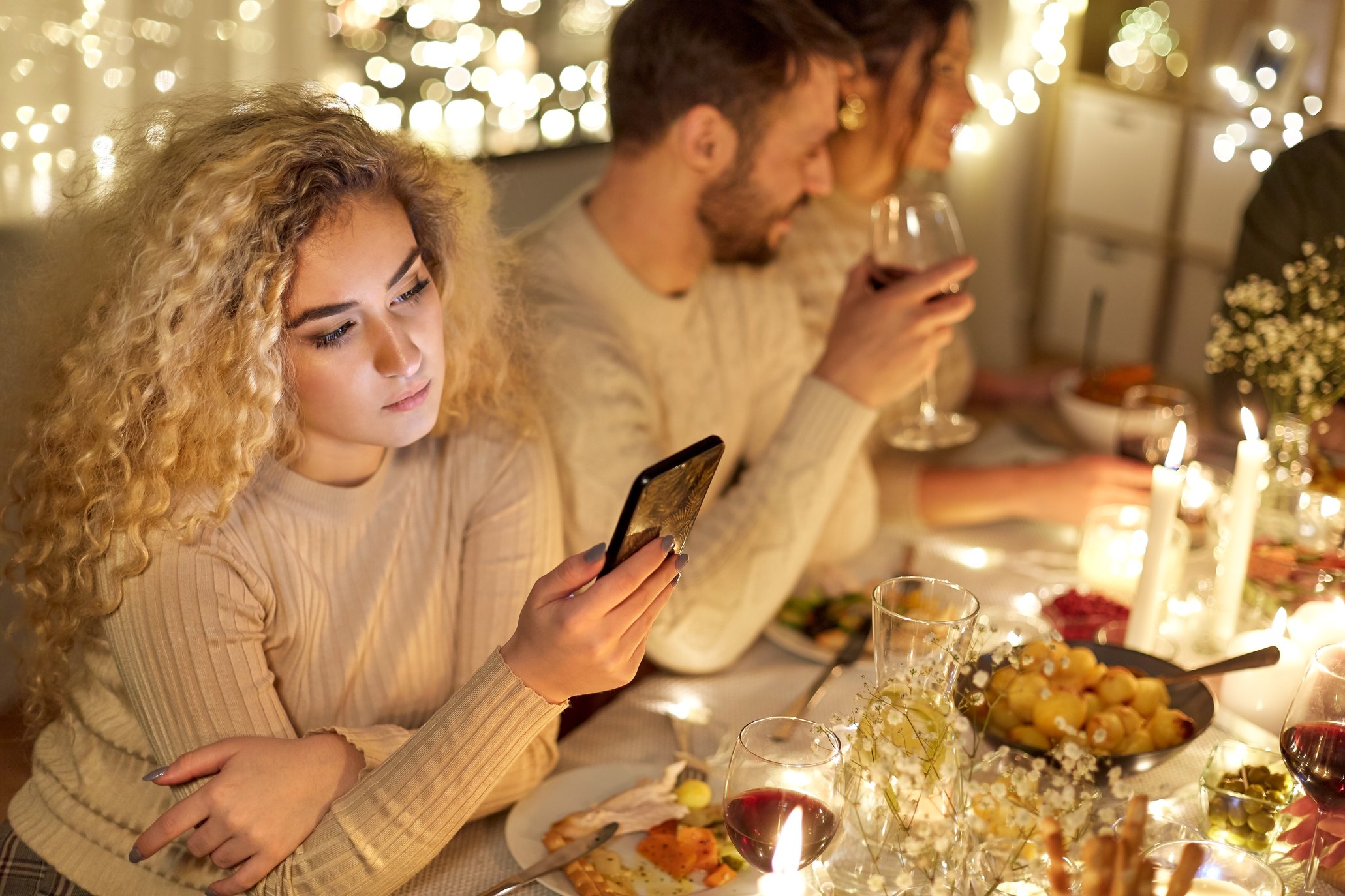 How to Cope with Loneliness During the Holidays: Top Tips to Survive ...